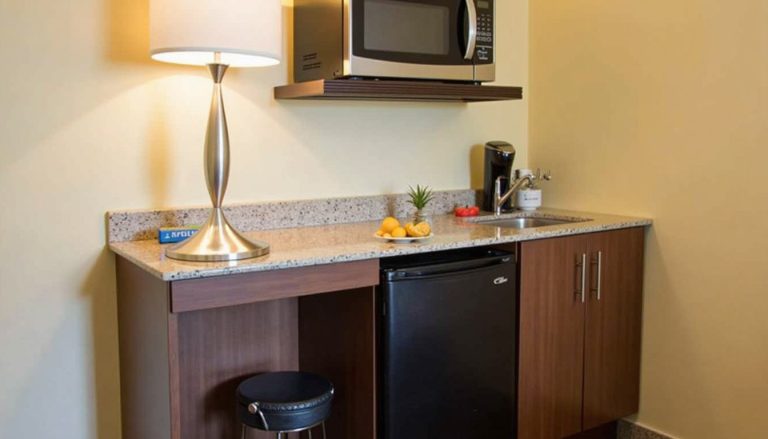 What Is a Kitchenette? Everything You Need to Know